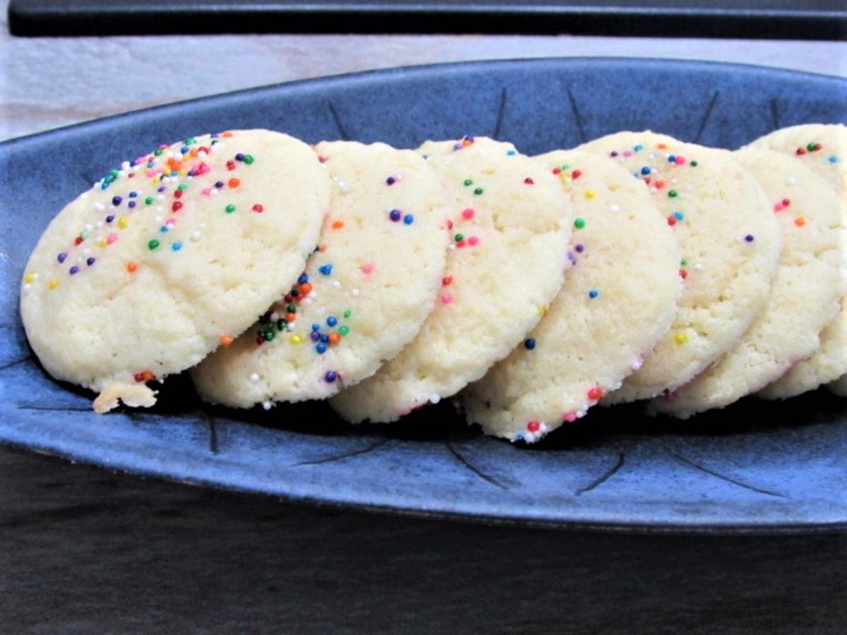 Easy steps to making delicious vanilla cookies | Yum Nutribite